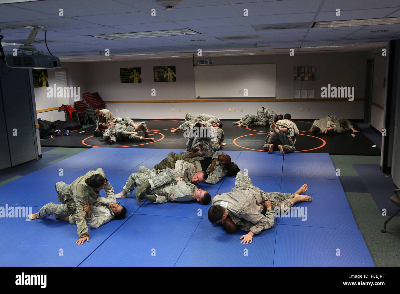 Combatifs niveau 1 Banque de photographies et d’images à haute ...