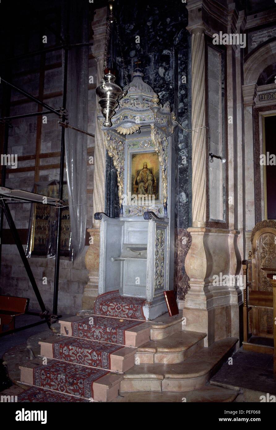 Episcopal throne Banque de photographies et d’images à haute résolution ...
