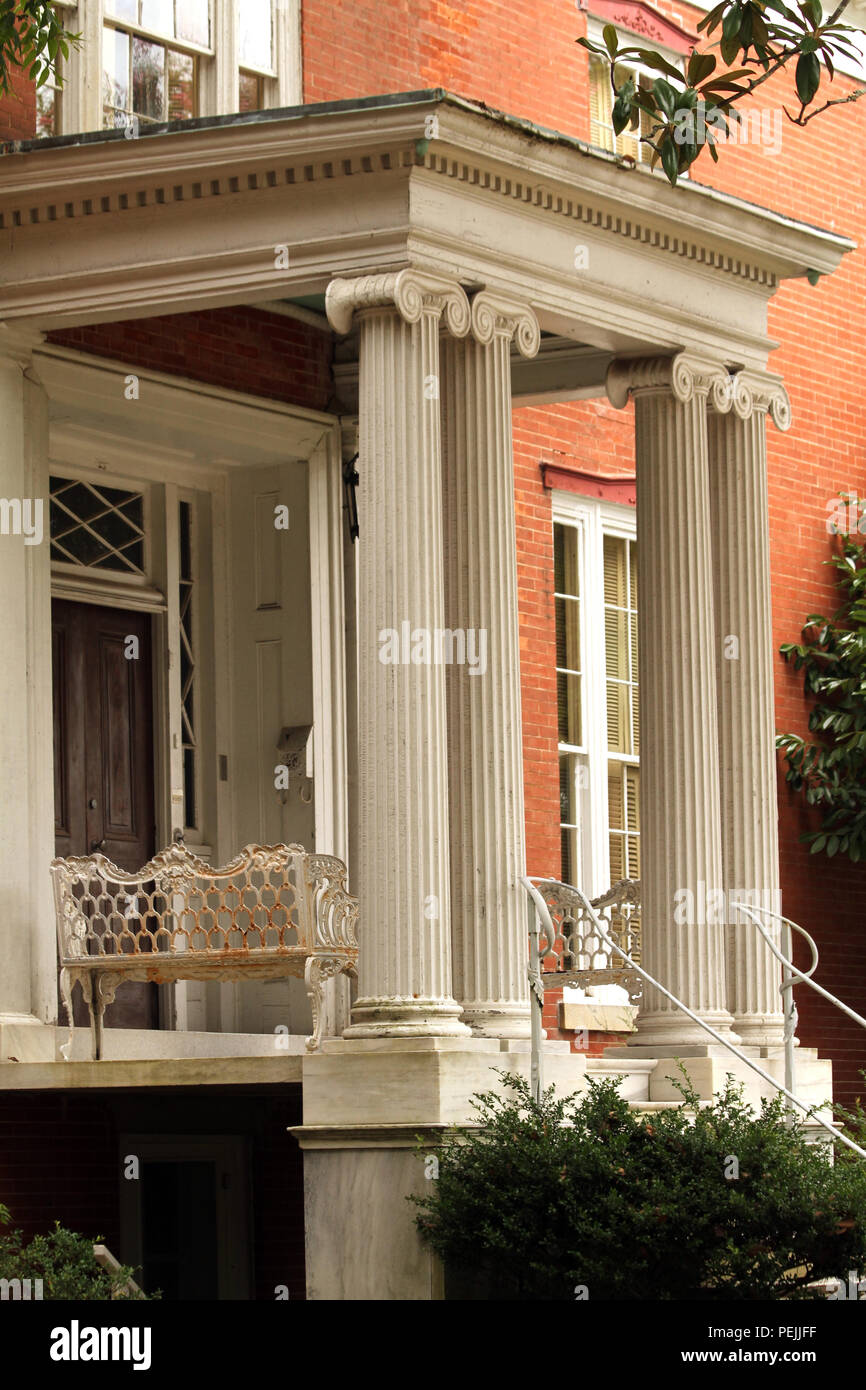 Colonnes ioniques Banque de photographies et d’images à haute ...