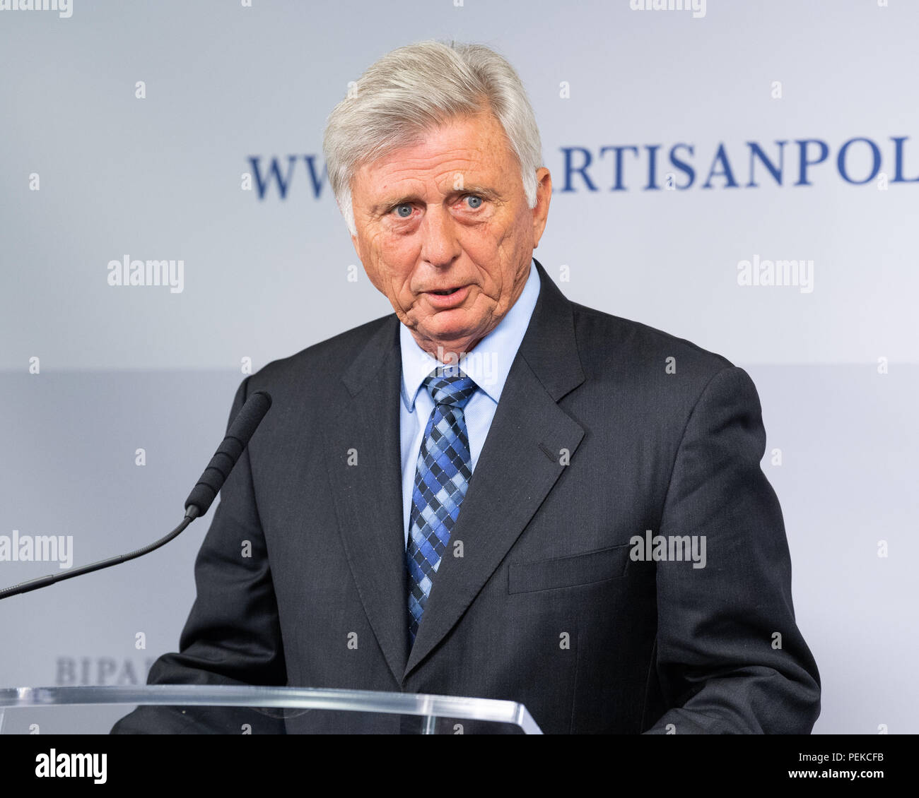 Mike Beebe, ancien gouverneur de l'Arkansas, s'exprimant lors de la ...