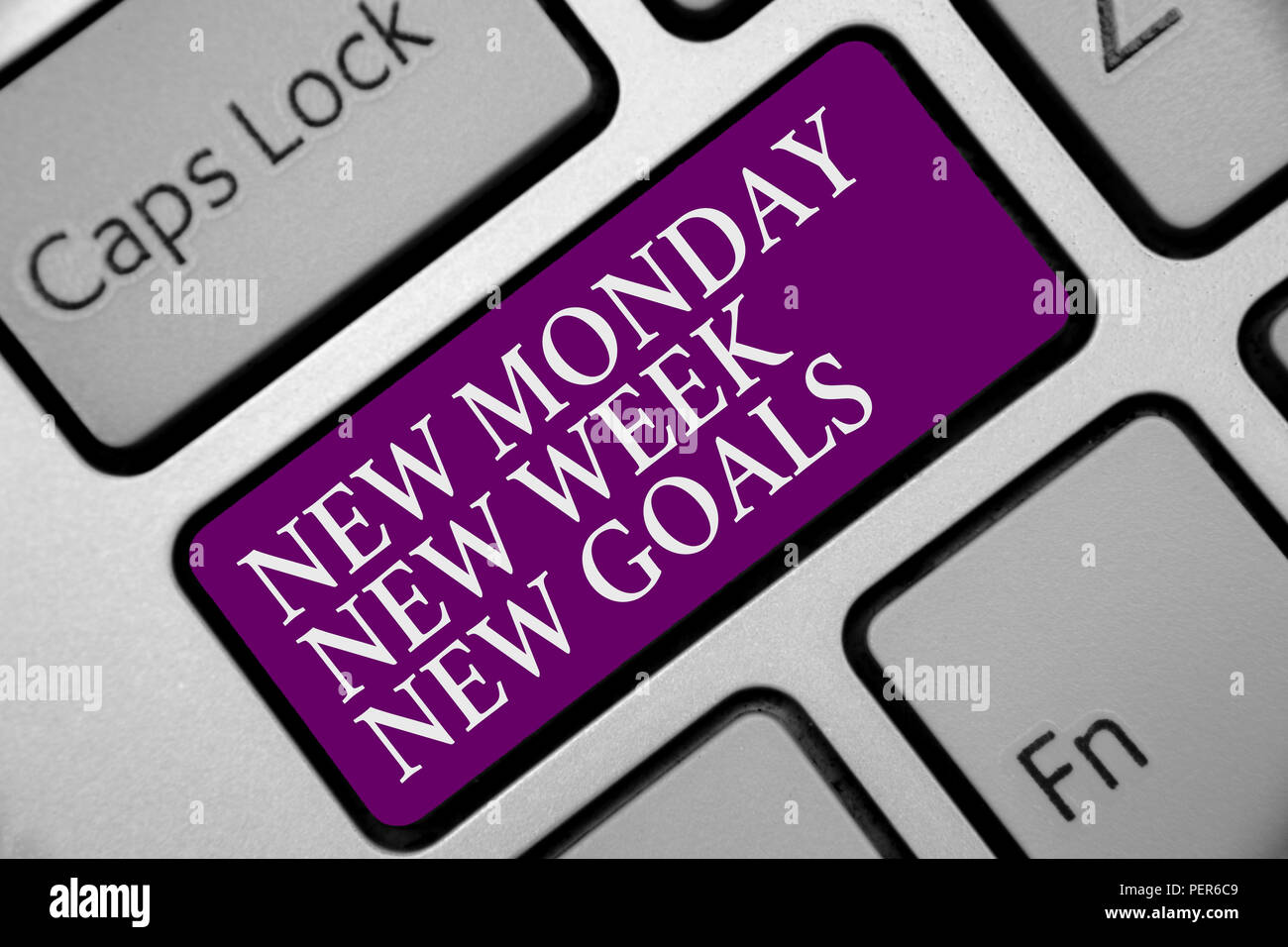 L'écriture de texte Word nouveau lundi nouvelle semaine de nouveaux ...
