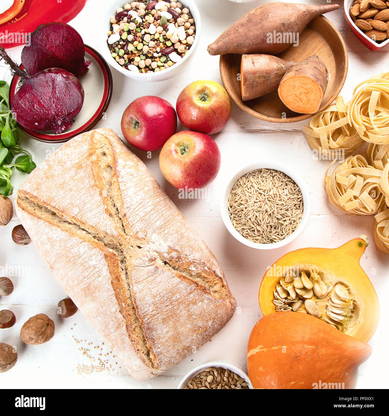 Aliments riches en glucides Banque de photographies et d’images à haute ...