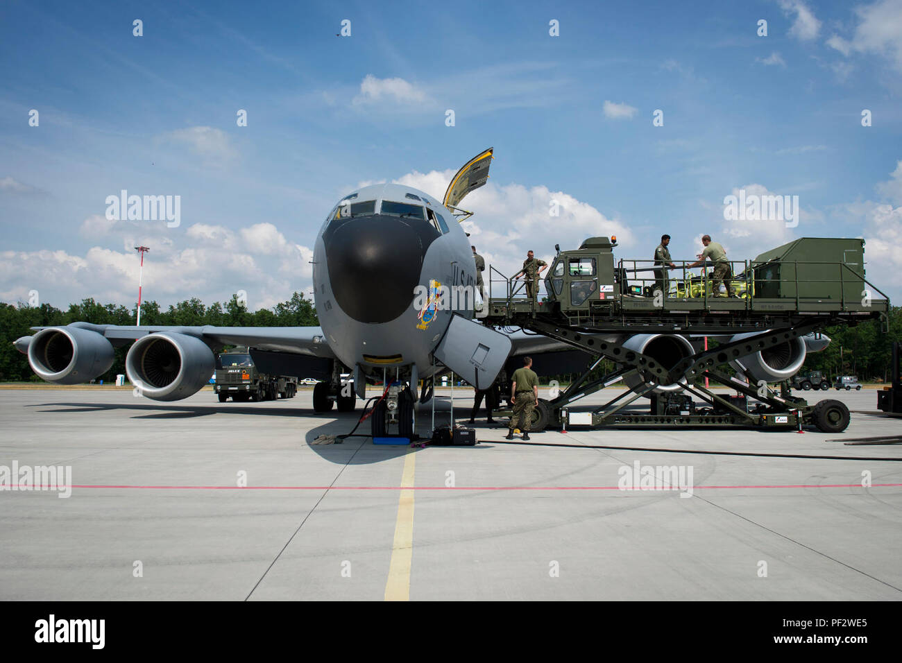 Powidz air base Banque de photographies et d’images à haute résolution ...