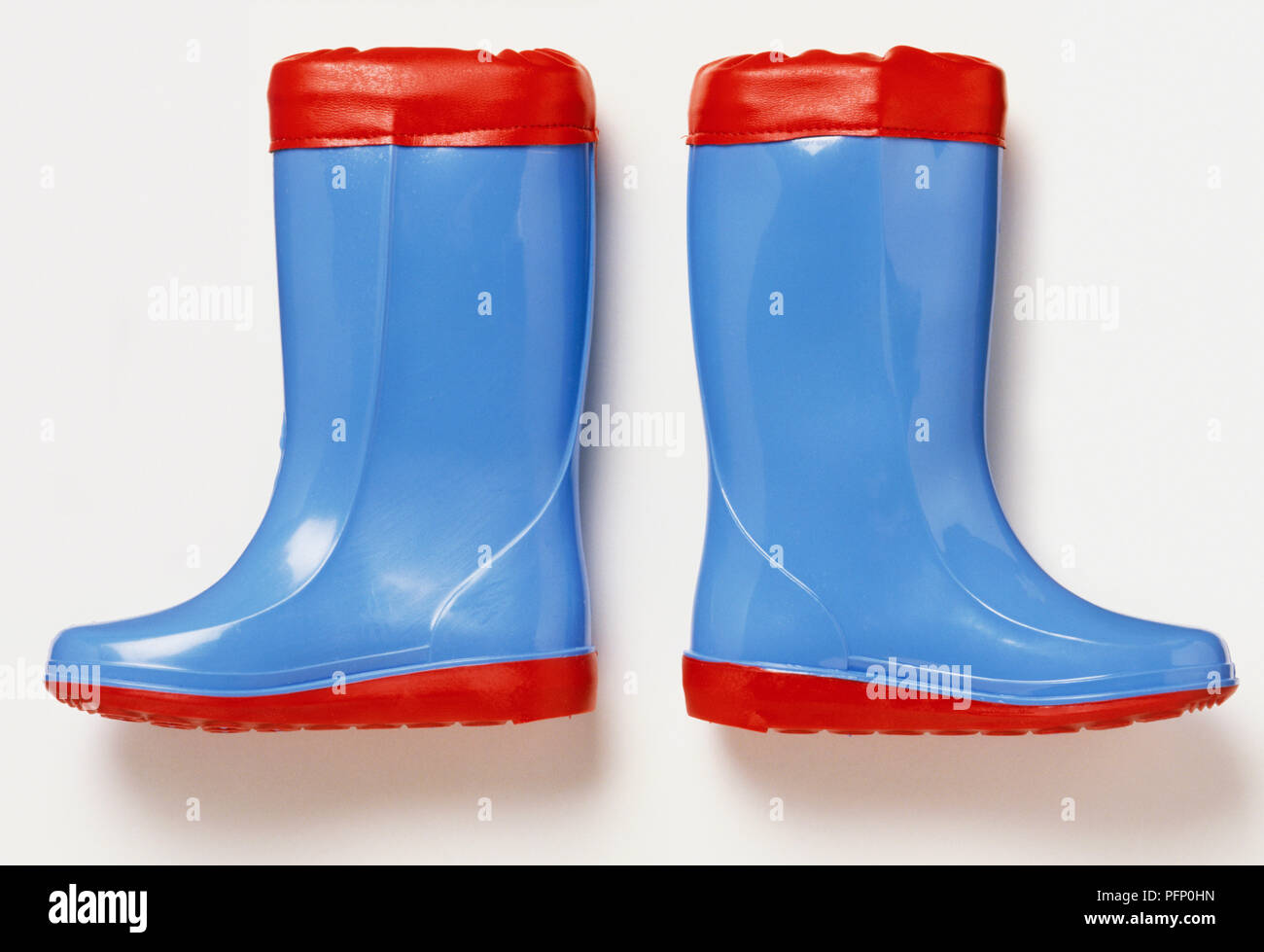 Bottes pour enfants Banque de photographies et d’images à haute ...