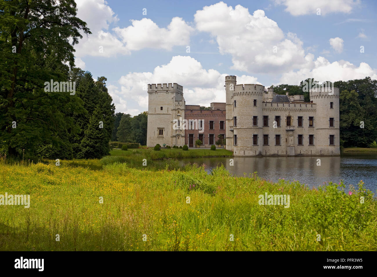 Bouchout castle Banque de photographies et d’images à haute résolution ...
