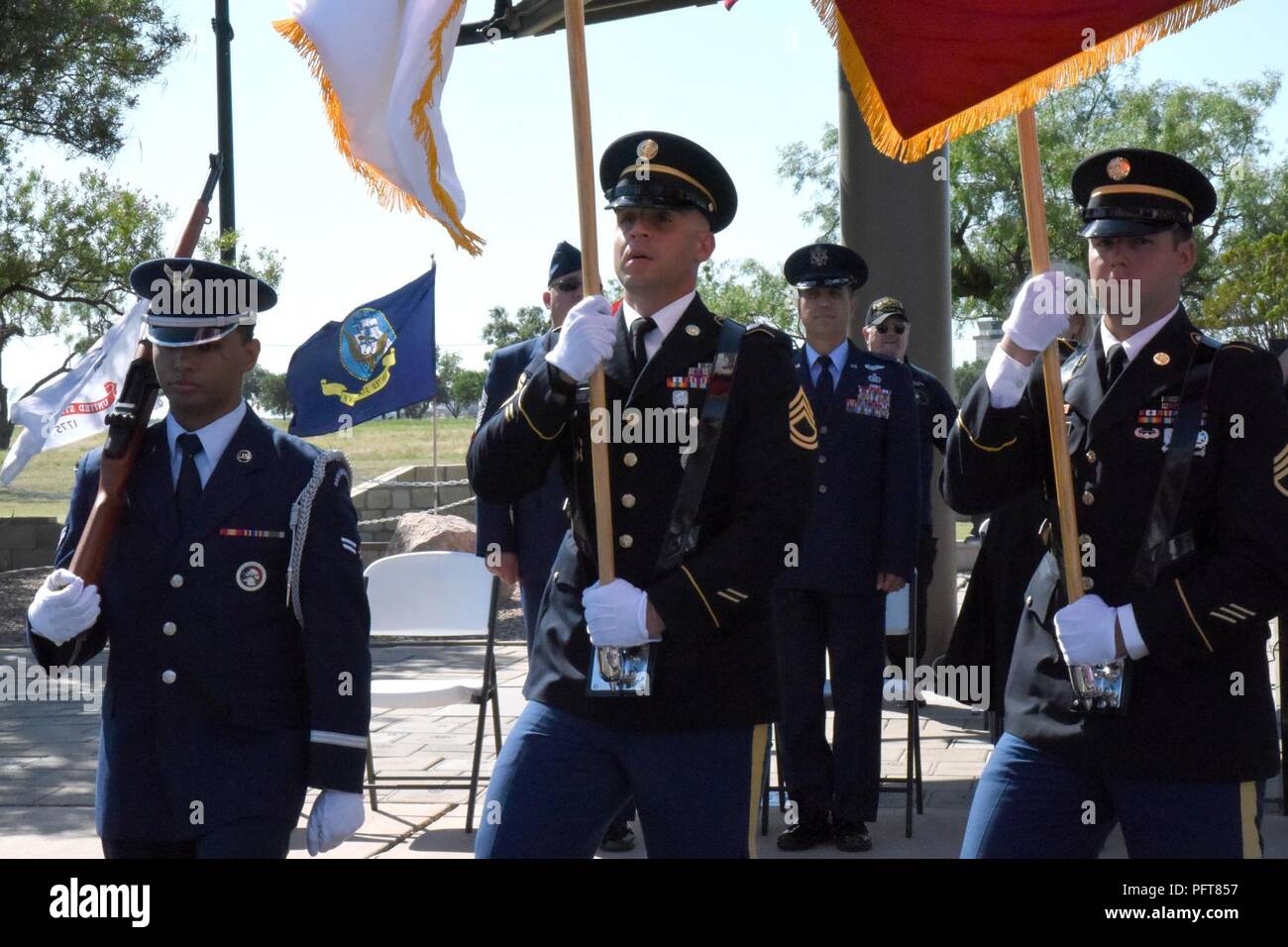 La Base Aérienne de Goodfellow Service Commun Color Guard présente les ...