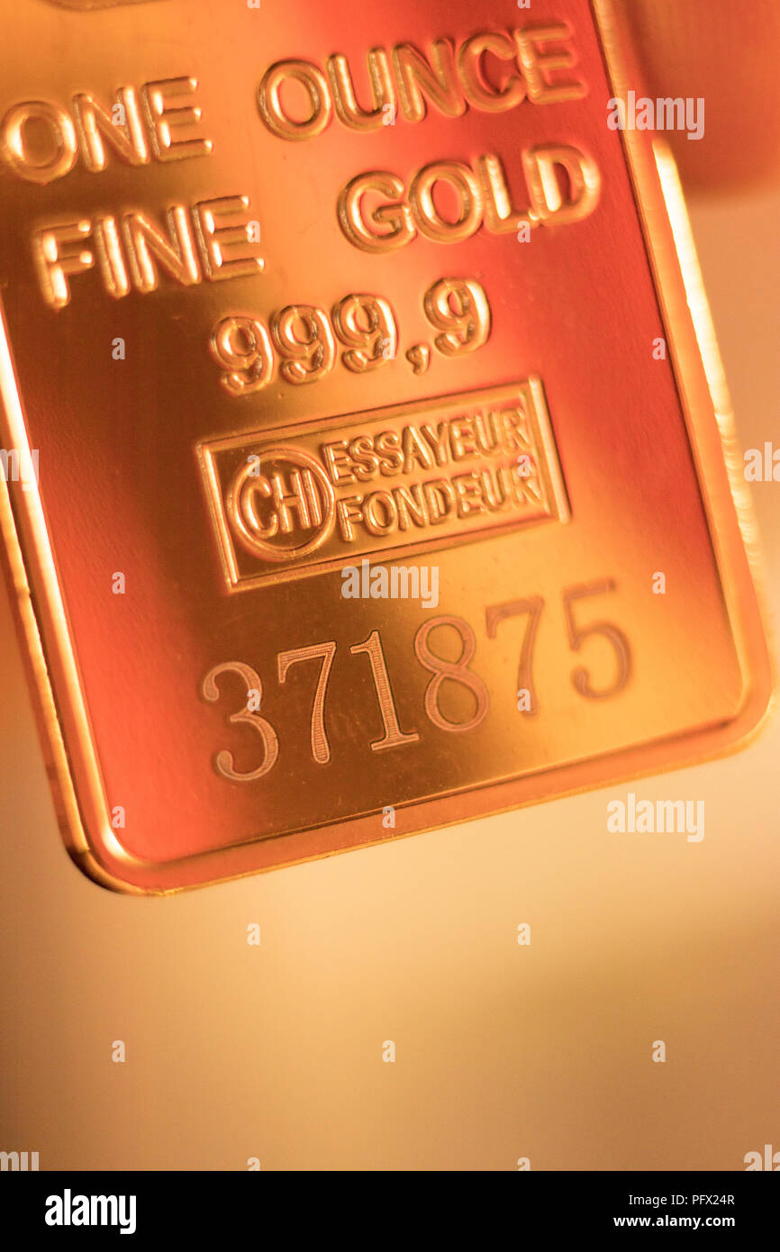 Beaux solide d'une once d'or 999,9 lingot lingots de métaux précieux ...