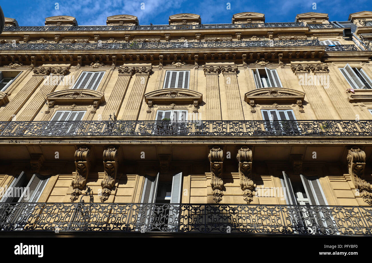 Haussmann architecture Banque de photographies et d’images à haute ...
