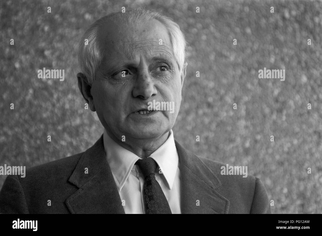 Manes sperber writer Banque d'images noir et blanc - Alamy