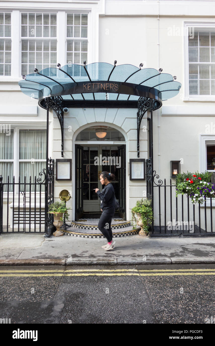 Romilly street Banque de photographies et d’images à haute résolution ...