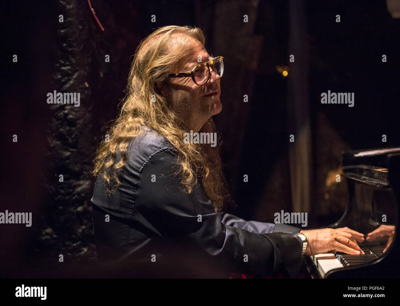 Vladislav sendecki Banque de photographies et d’images à haute ...