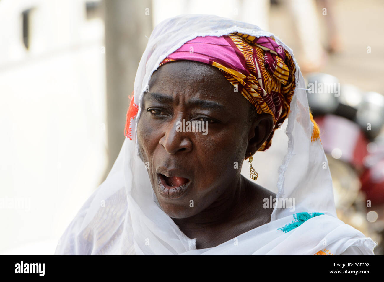 KUMASI, GHANA - Jan 15, 2017 : femme ghanéenne non identifiés dans les ...