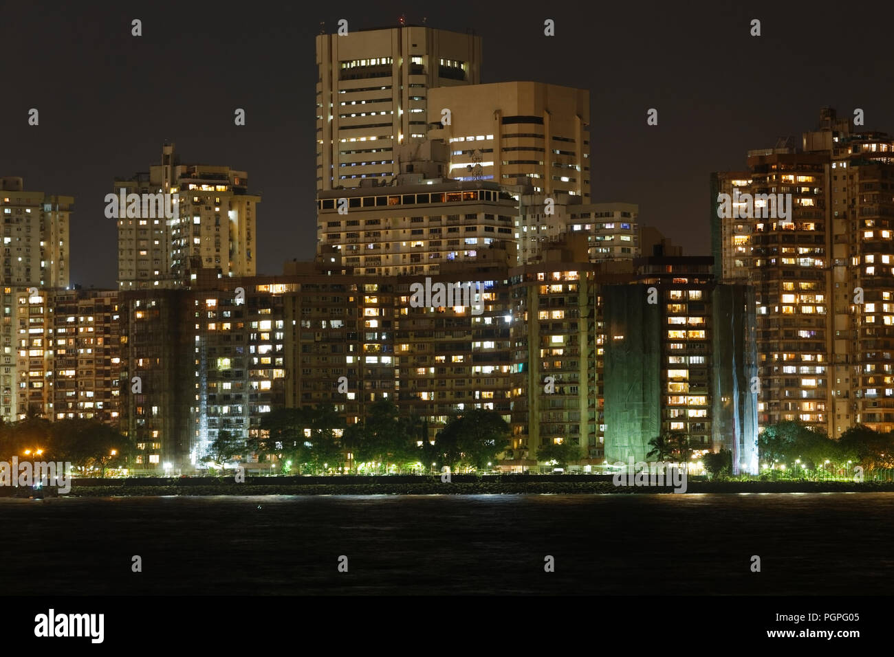 Cuffe parade Banque de photographies et d’images à haute résolution ...