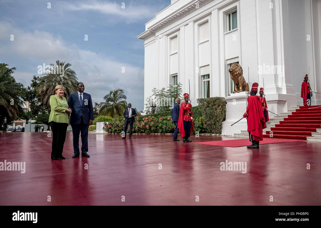 Palais de la république dakar Banque de photographies et d’images à ...