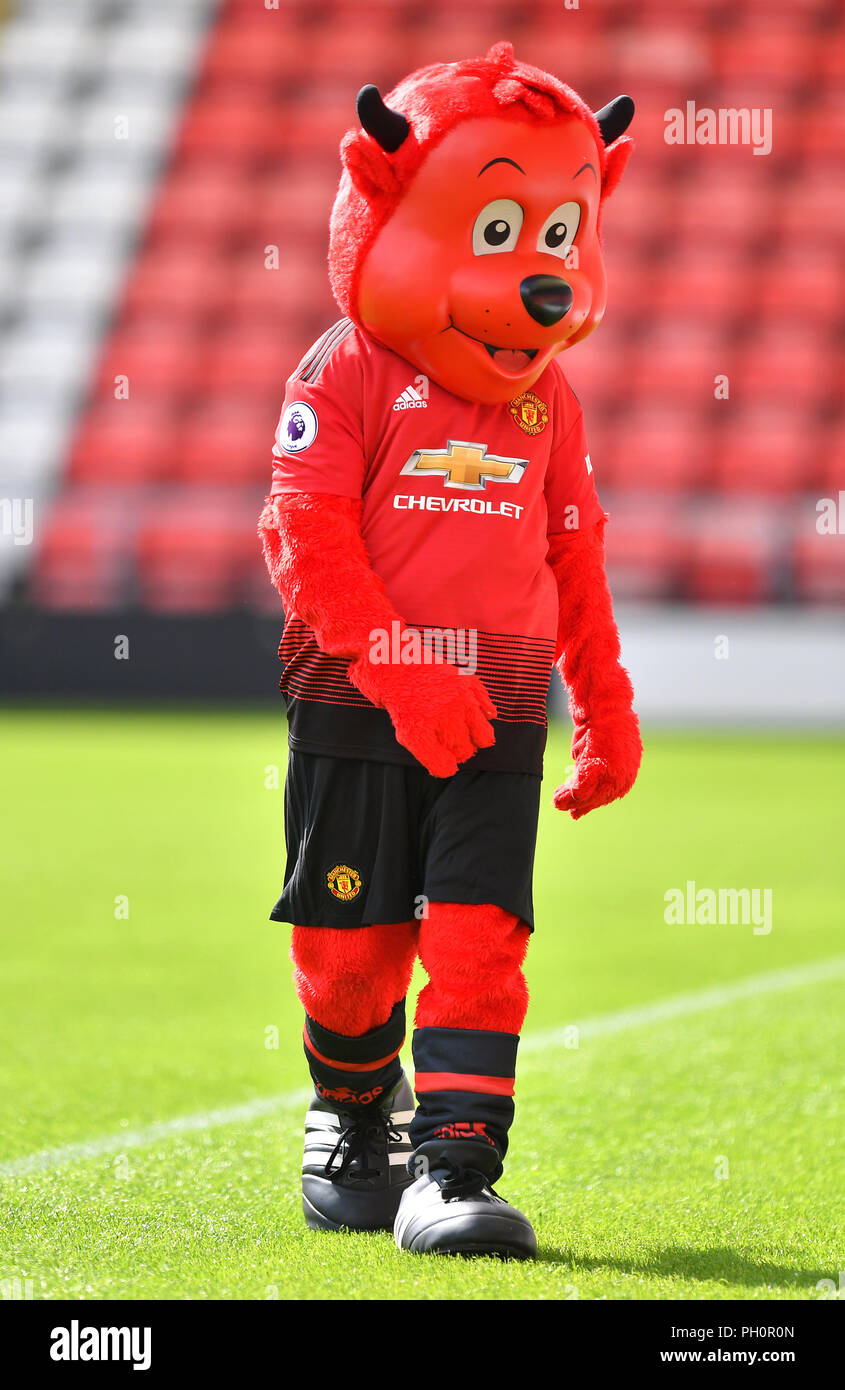 Manchester united mascot Banque de photographies et d’images à haute ...