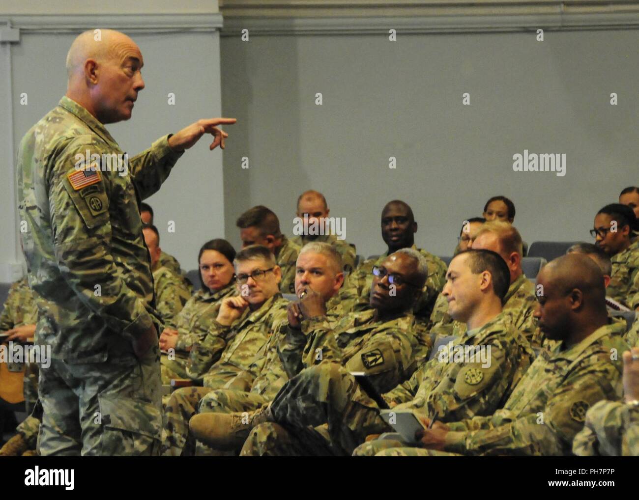 Lt gen charles luckey Banque de photographies et d’images à haute ...