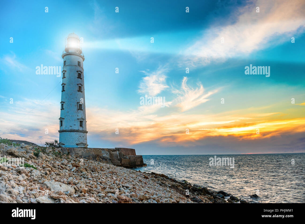 Phare de nuit Banque de photographies et d’images à haute résolution ...
