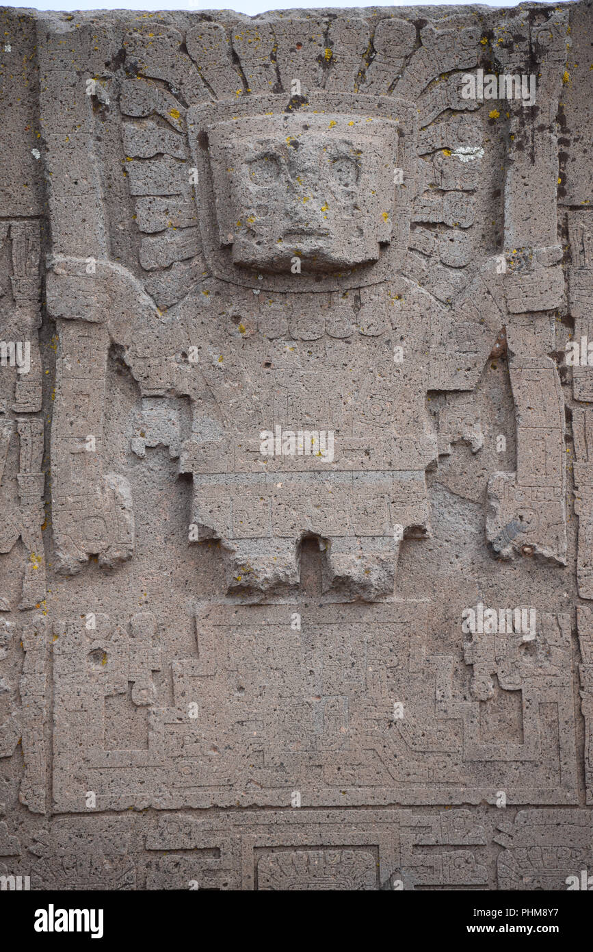 Viracocha statue Banque de photographies et d’images à haute résolution - Alamy