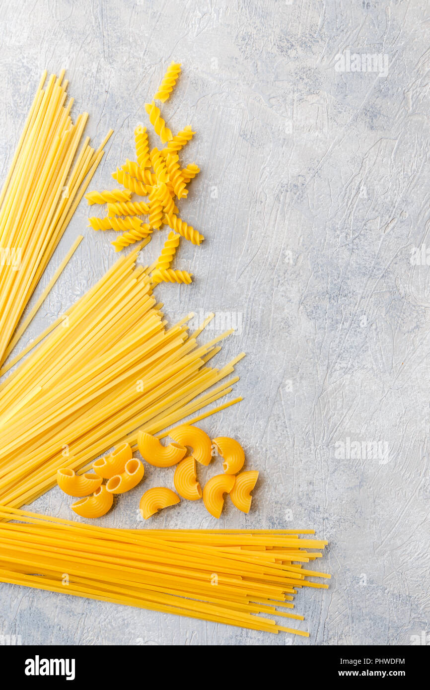 Différents types de pâtes Photo Stock - Alamy
