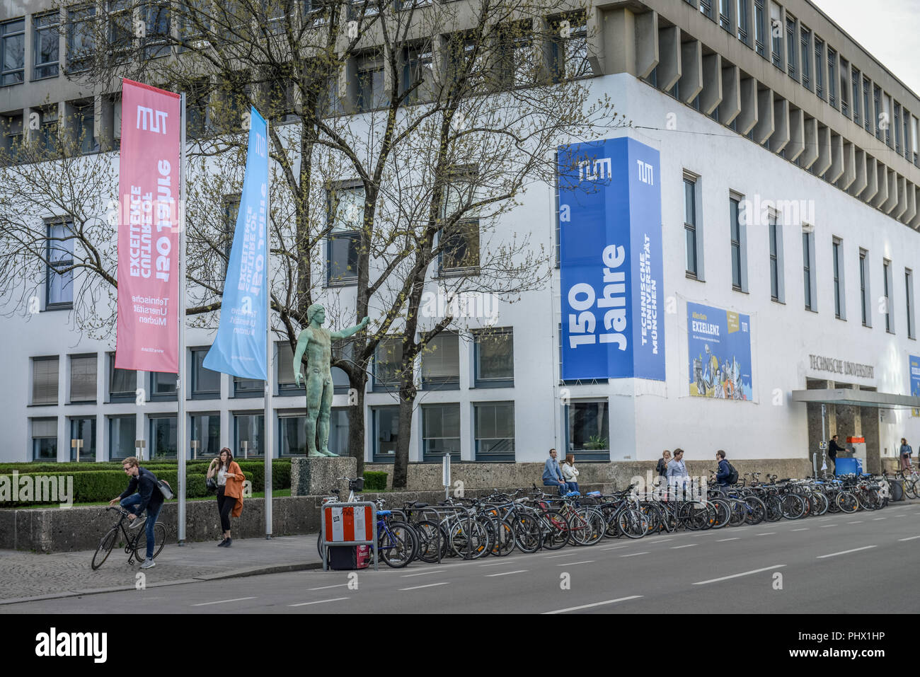 Tum munich campus principal Banque de photographies et d’images à haute ...