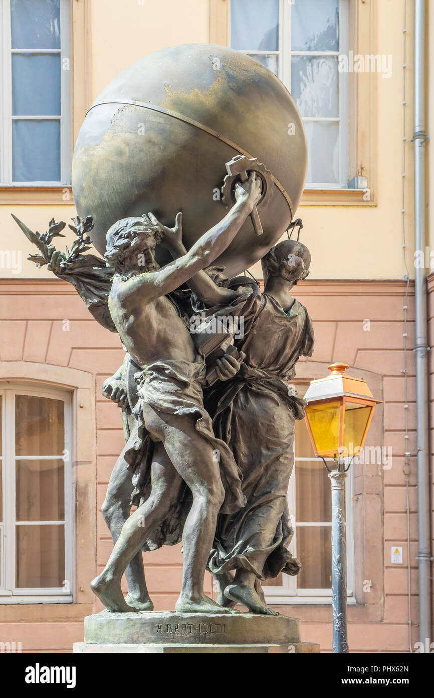 Bartholdi statue in colmar Banque de photographies et d’images à haute ...