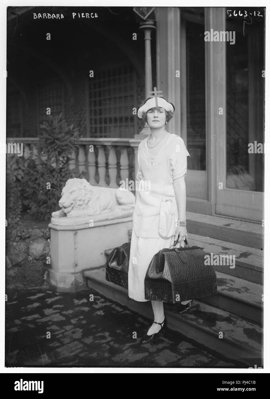 Barbara pierce Banque de photographies et d’images à haute résolution ...