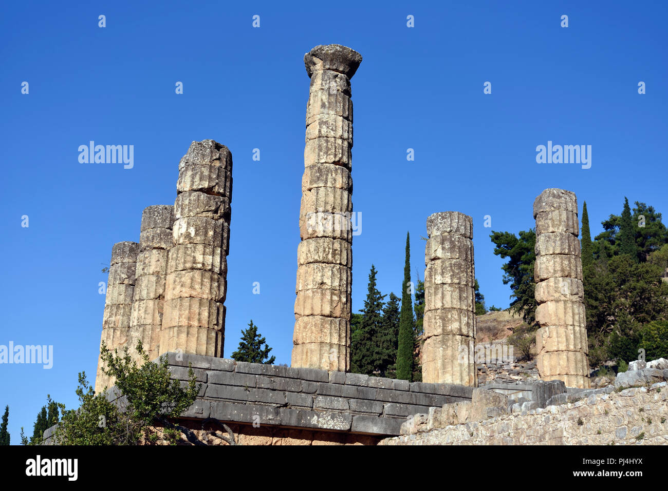 Le temple d'Apollon à Delphes, Grèce centrale Photo Stock - Alamy
