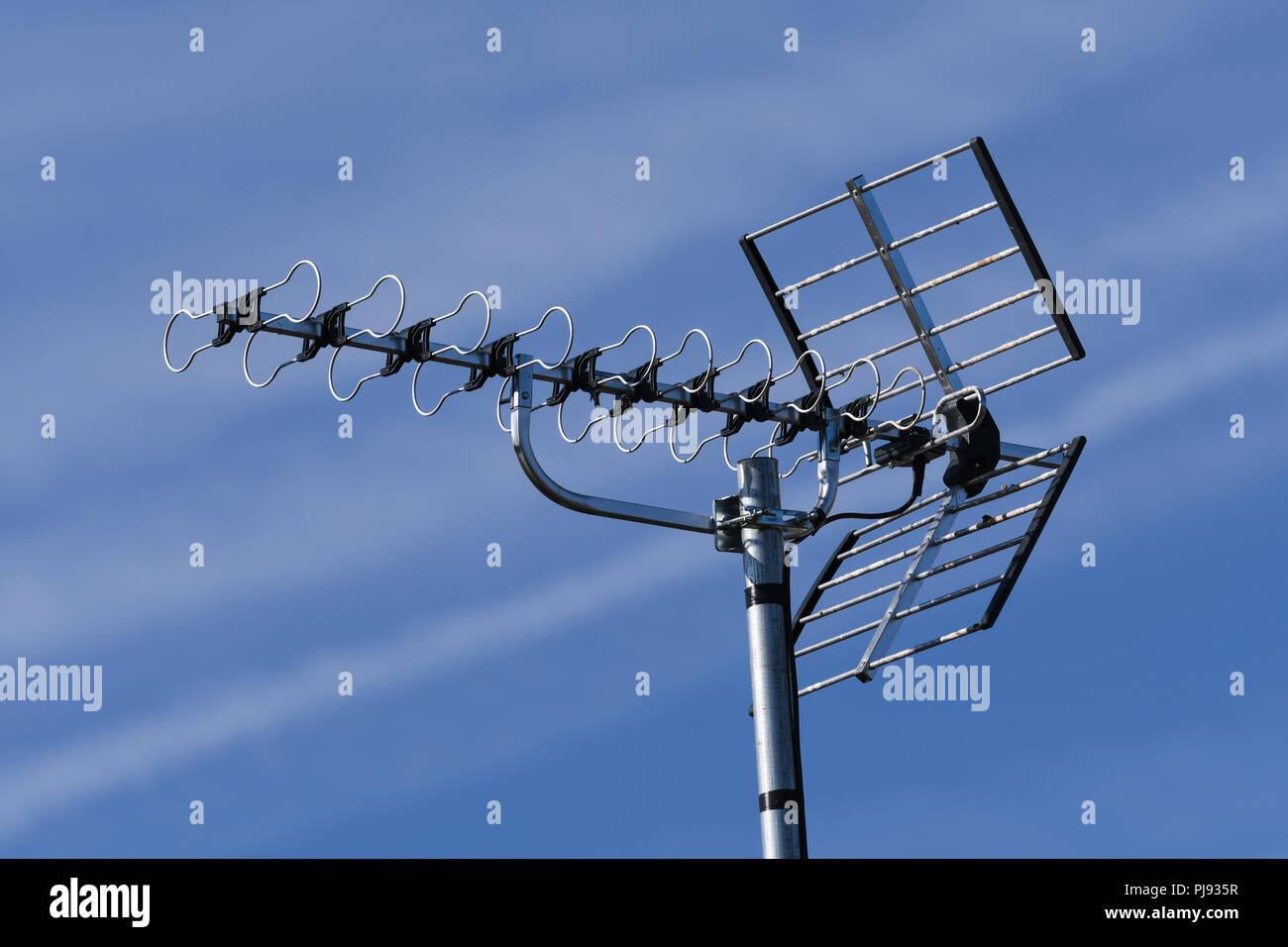 Tv_ antenne Banque de photographies et d’images à haute résolution - Alamy