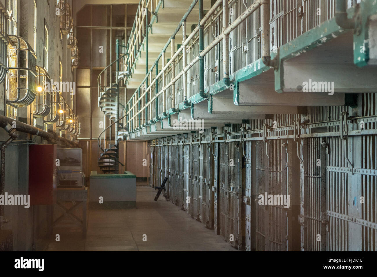 Inside alcatraz prison Banque de photographies et d’images à haute ...