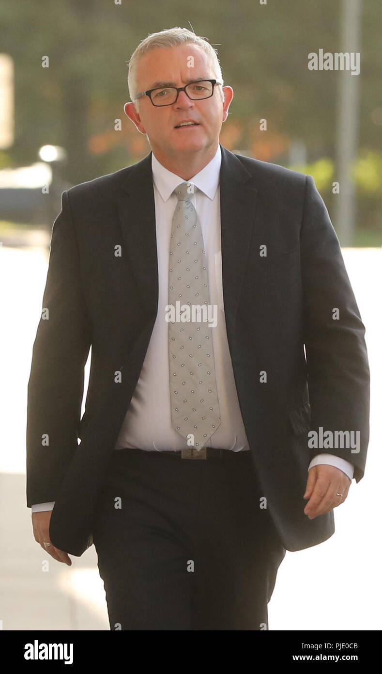 Ancien ministre dup jonathan bell Banque de photographies et d’images à ...