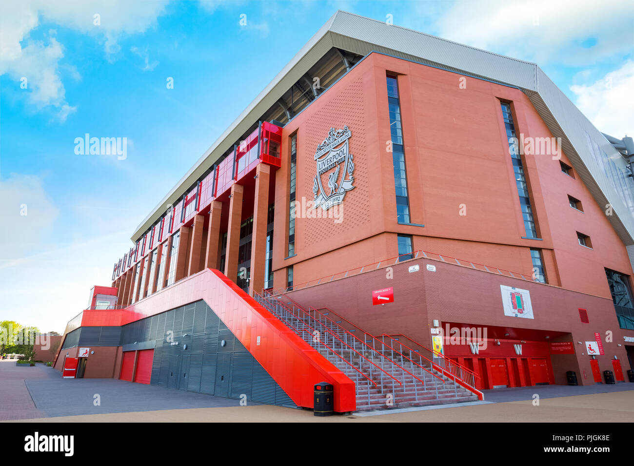 Visite du stade du liverpool fc Banque de photographies et d’images à ...
