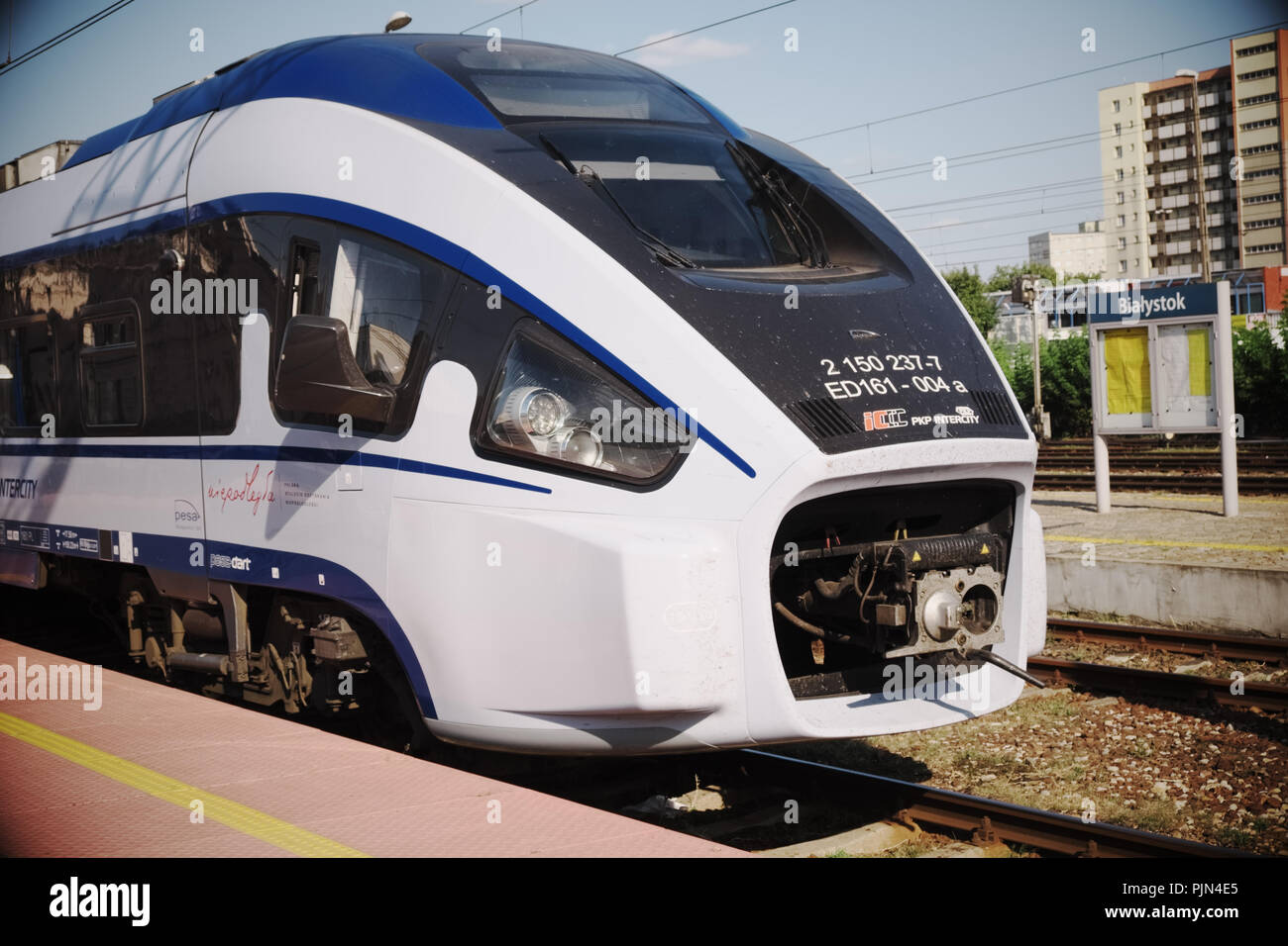 Pkp train Banque de photographies et d’images à haute résolution - Alamy