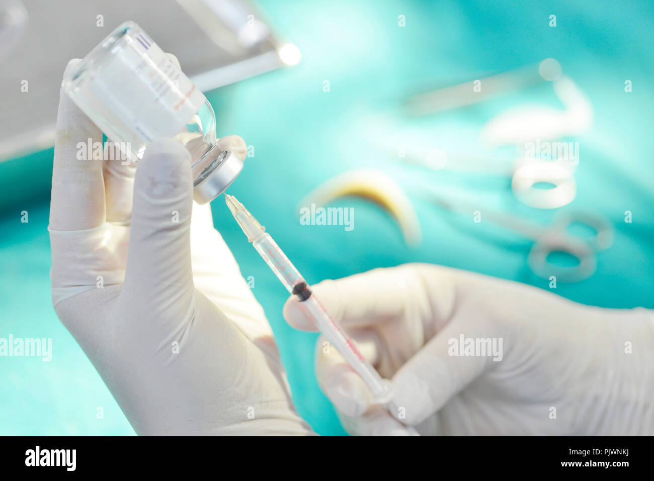 Matériel chirurgical Banque de photographies et d’images à haute ...