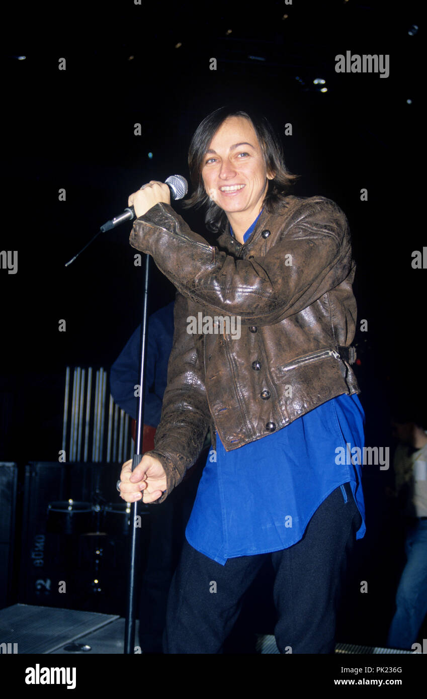 Gianna nannini Banque de photographies et d’images à haute résolution ...