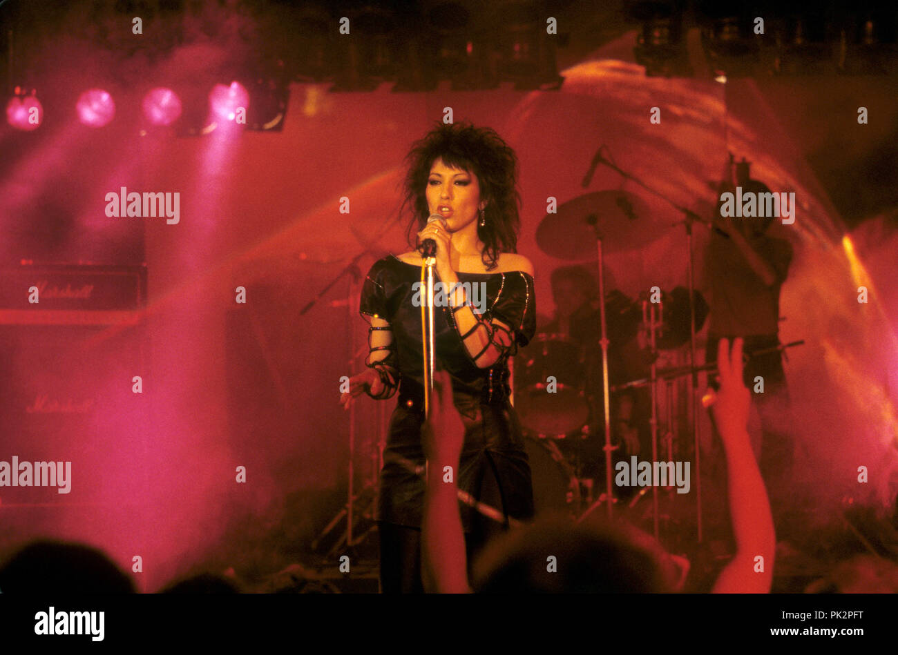 Singer jennifer rush on stage Banque de photographies et d’images à ...