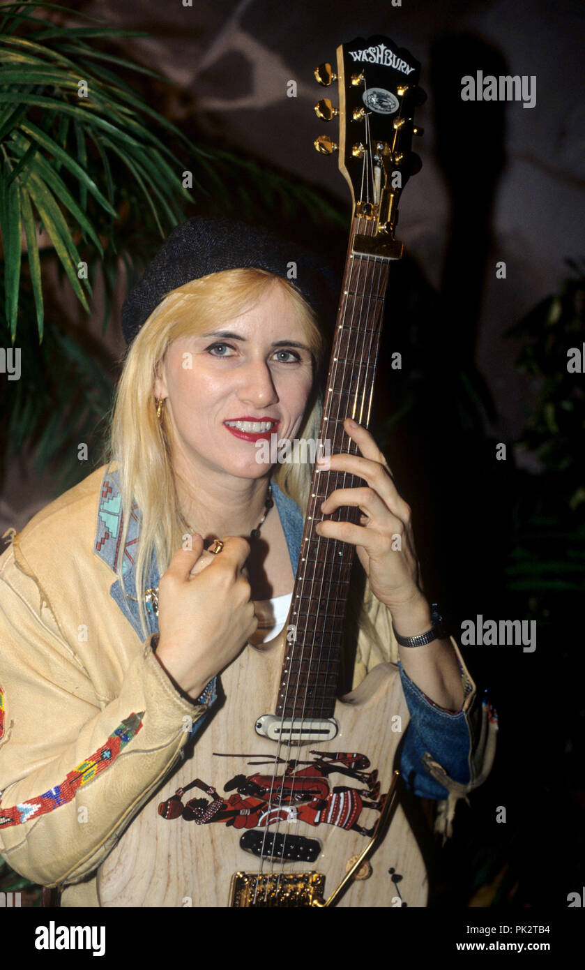 Jennifer batten Banque de photographies et d’images à haute résolution ...