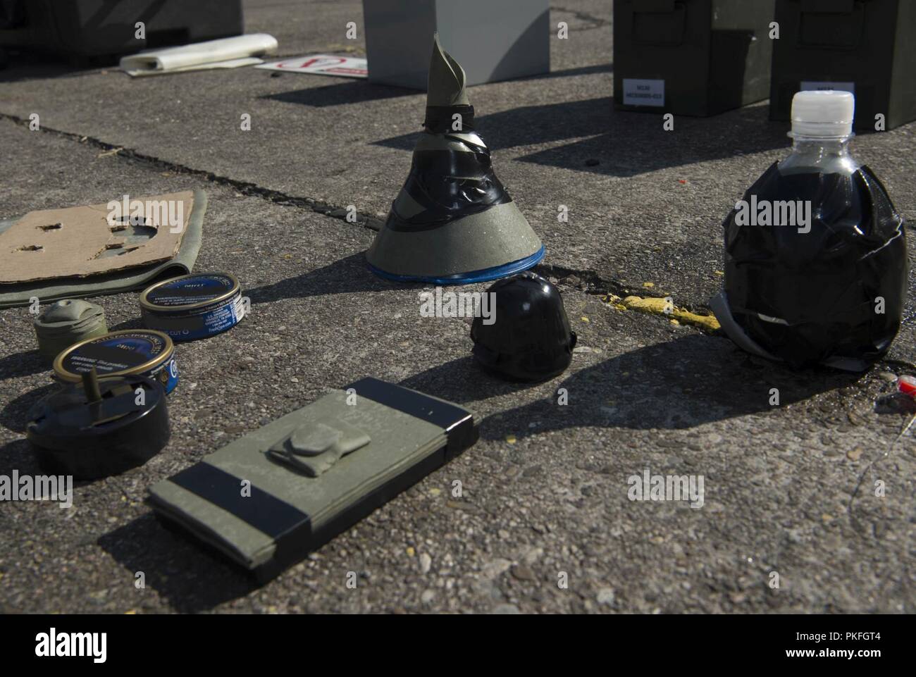 Feuille explosive Banque de photographies et d’images à haute ...