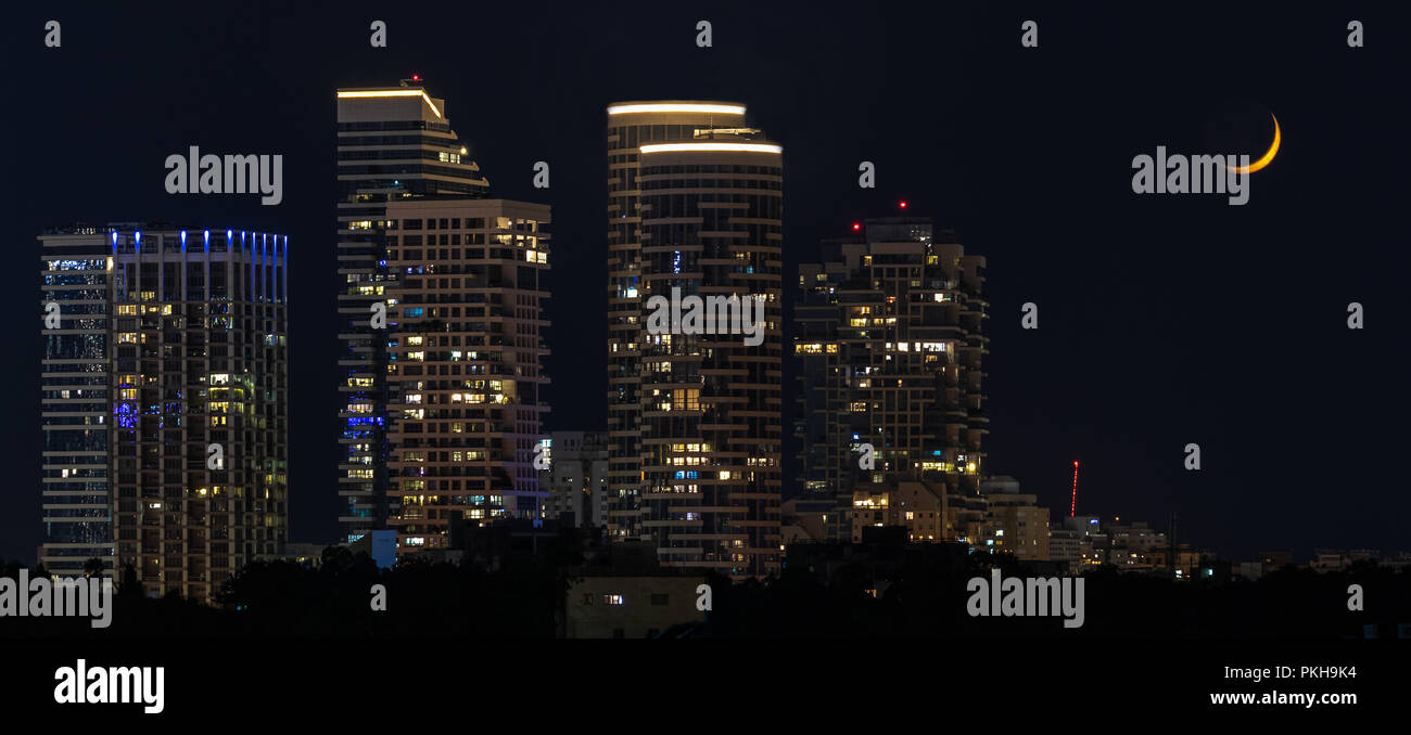 Yoo tower tel aviv Banque de photographies et d’images à haute ...