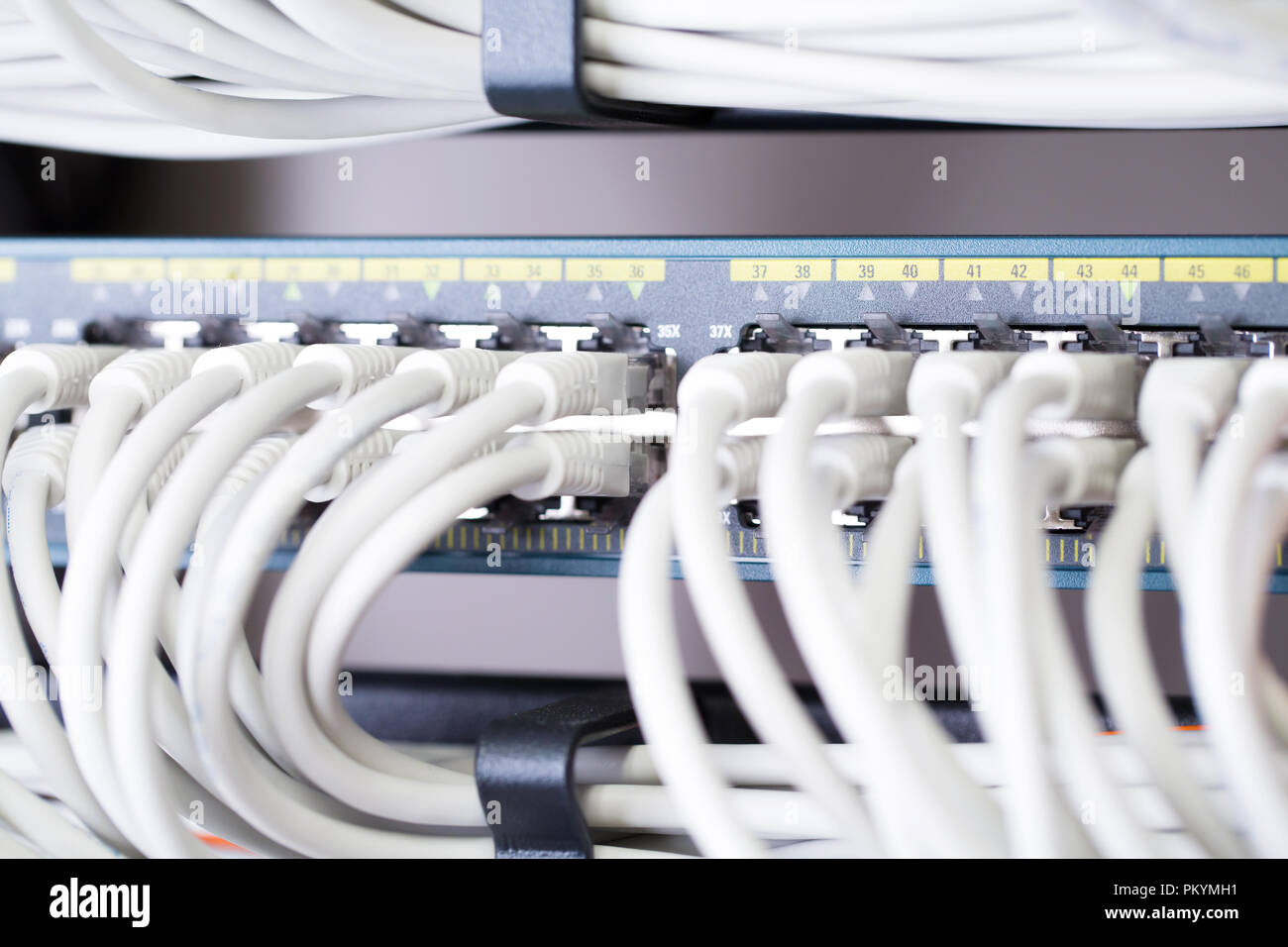 Network switch Banque de photographies et d’images à haute résolution ...