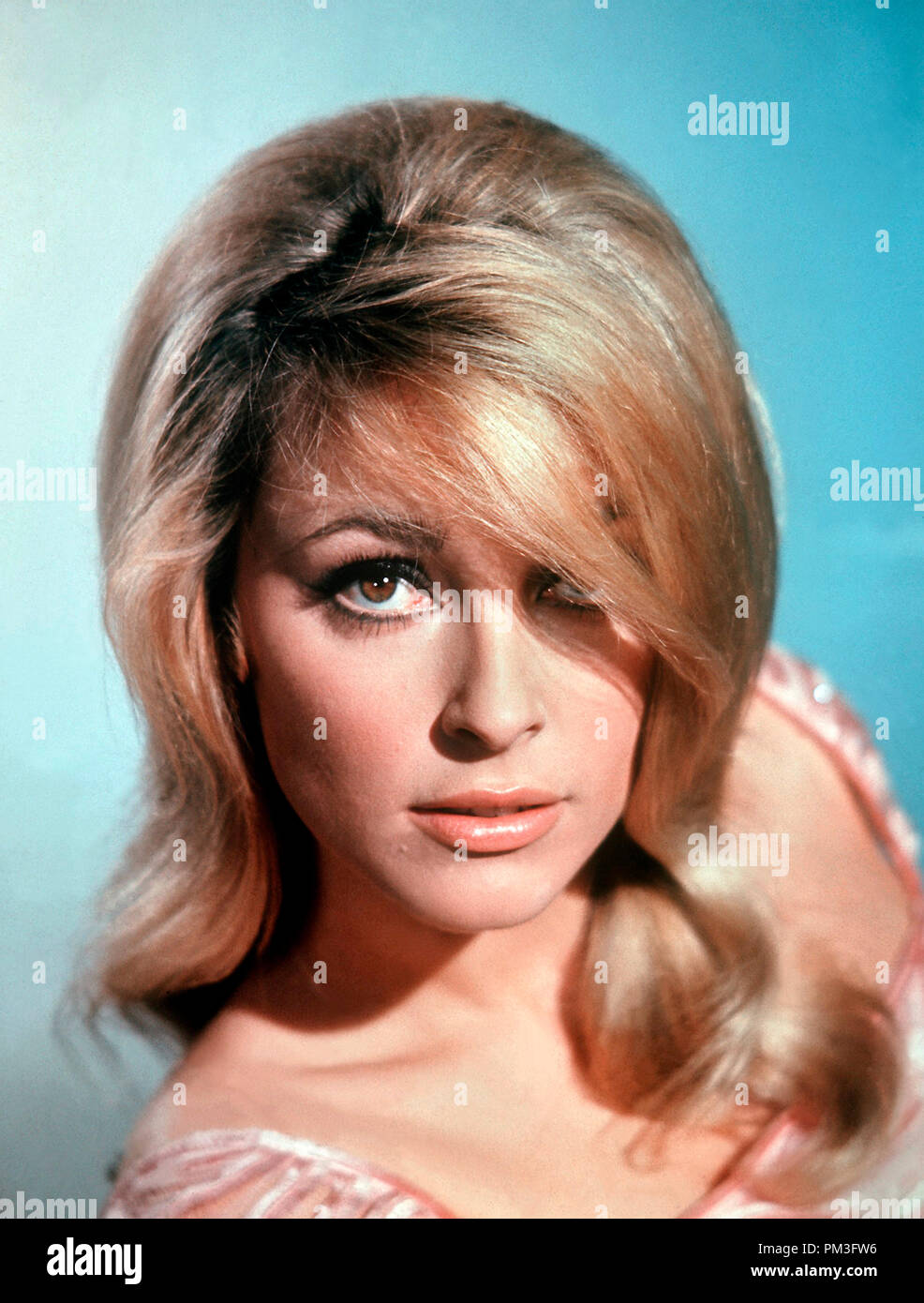 Sharon Tate Portrait Banque d'image et photos - Alamy