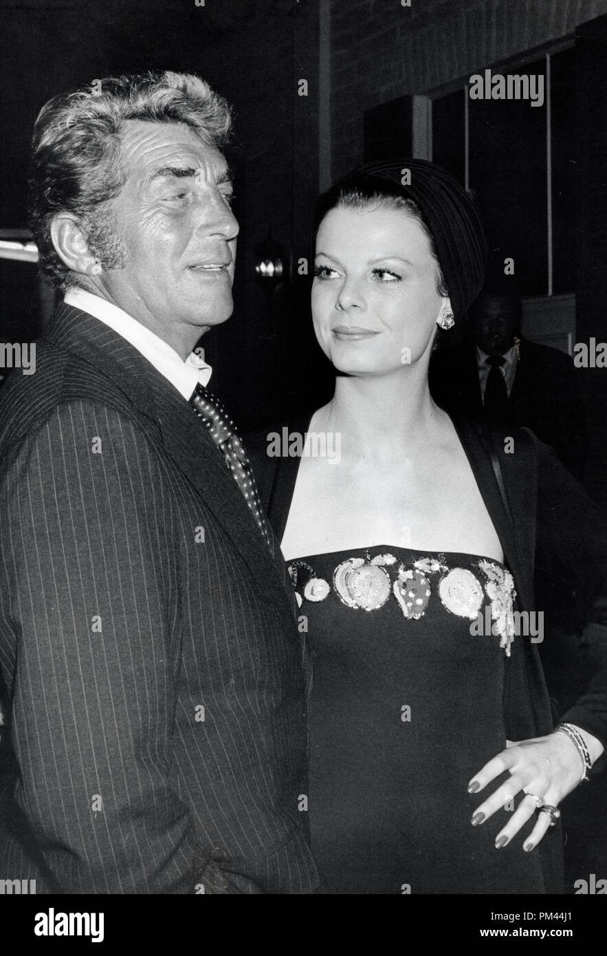 Dean martin and wife jeanne martin Banque de photographies et d’images ...