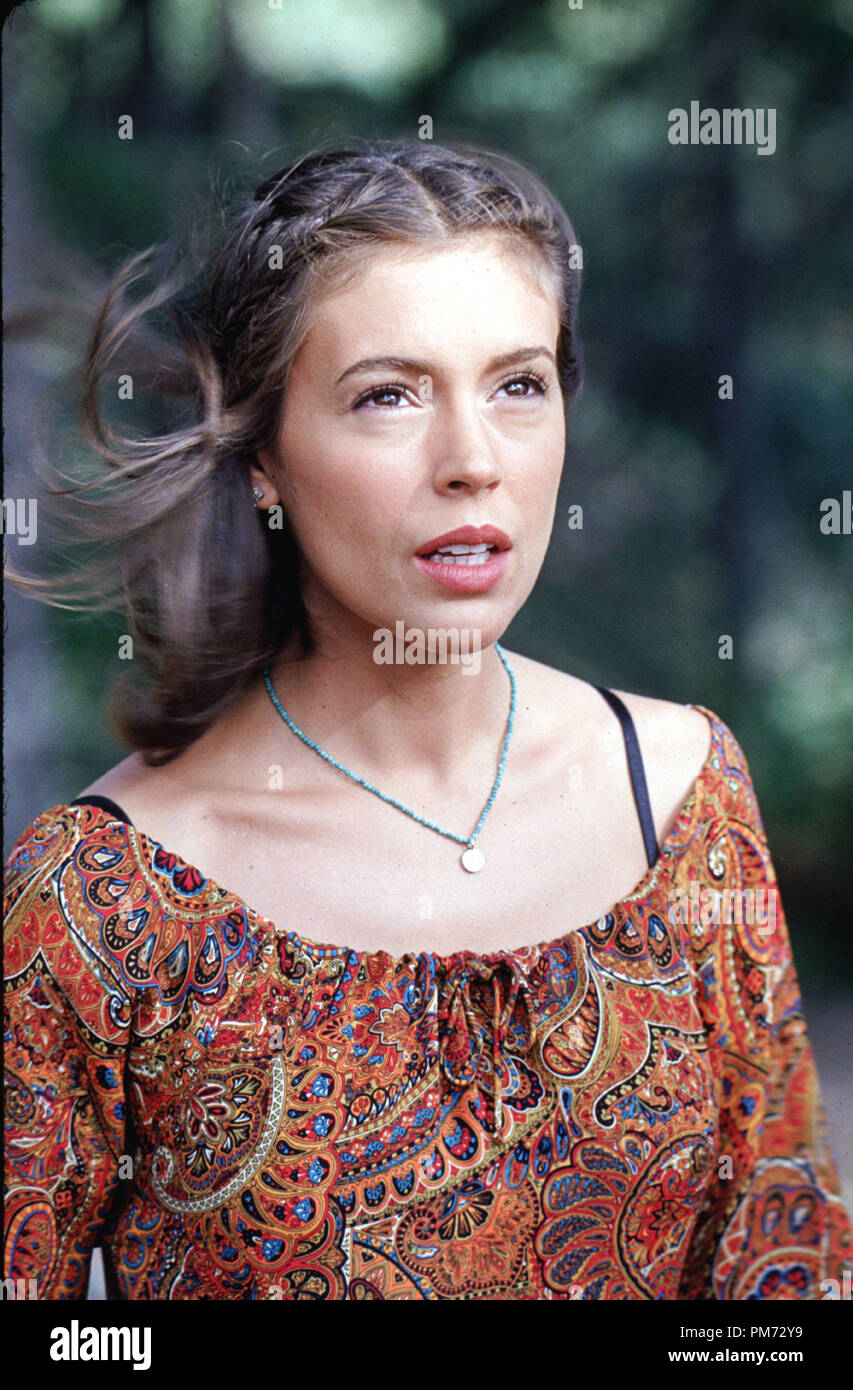 Photo du film / Publicité encore de 'Charmed' Alyssa Milano vers 2001 ...