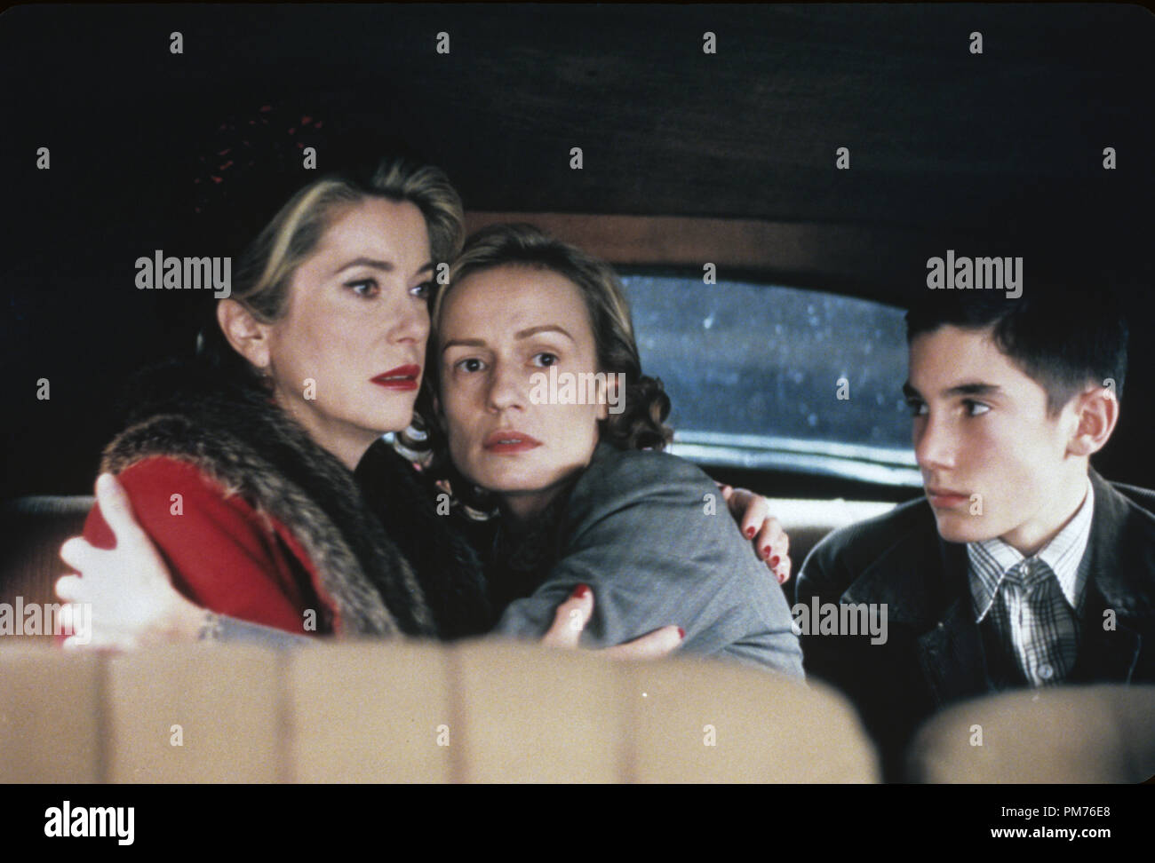 Sandrine bonnaire 1999 Banque de photographies et d’images à haute ...