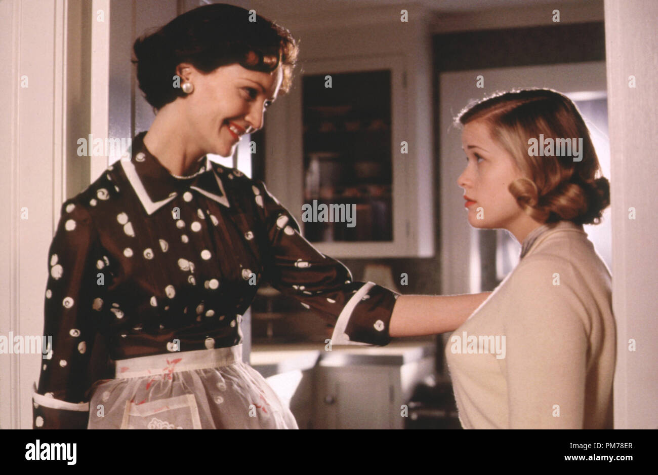 Photo du film Pleasantville' de 'Joan Allen, Reese Witherspoon © 1998 ...