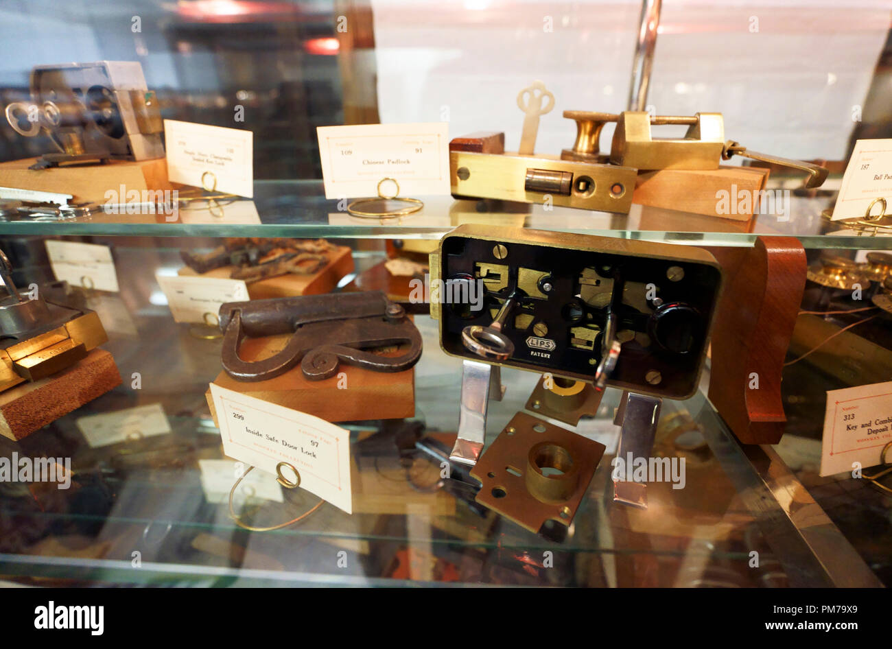 Joh m mossman lock collection Banque de photographies et d’images à ...