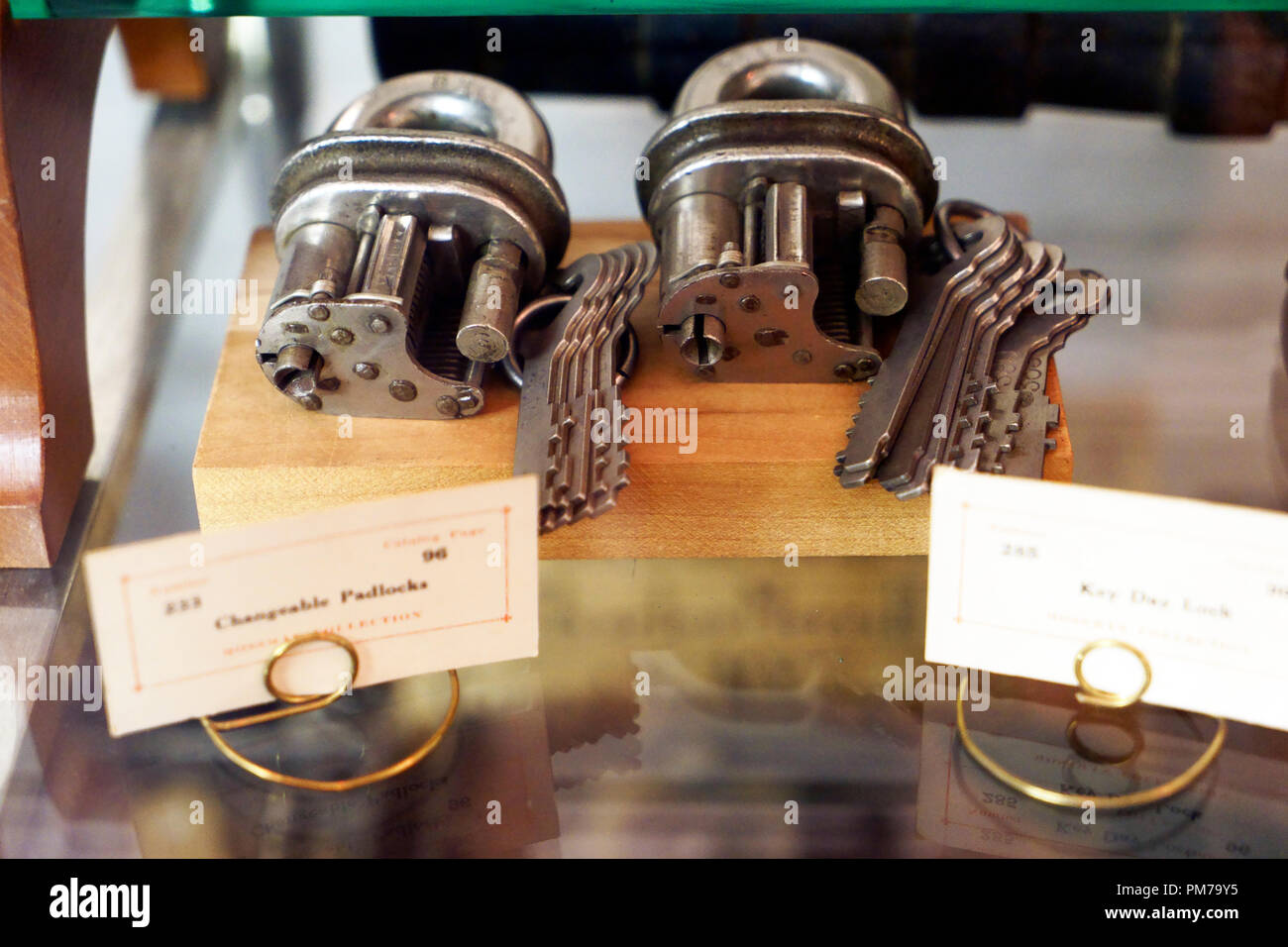 Joh m mossman lock collection Banque de photographies et d’images à ...