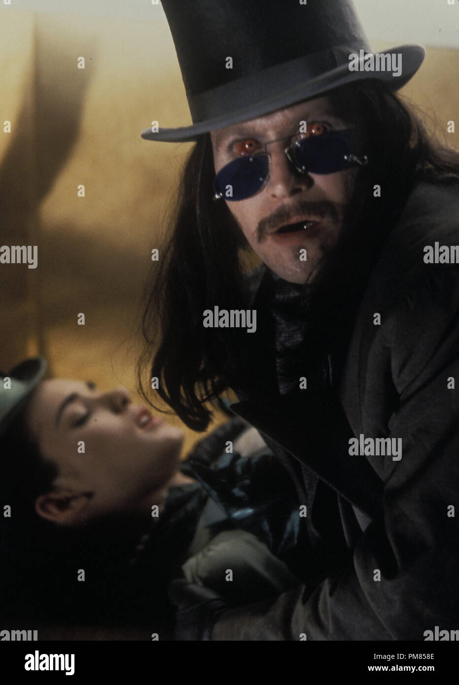 Winona ryder dracula Banque de photographies et d’images à haute ...