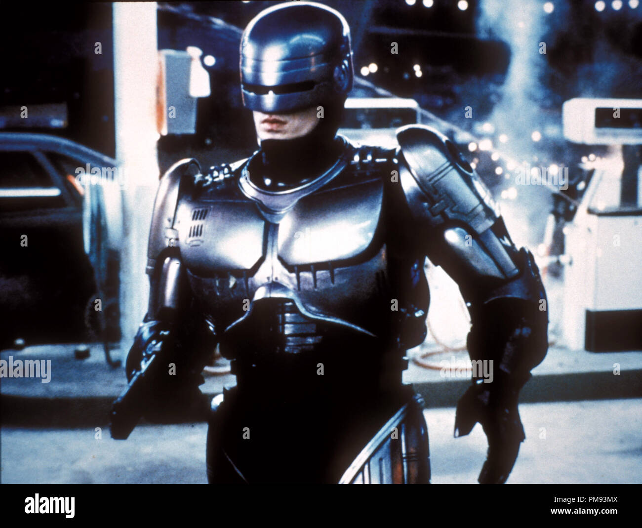 Robocop 1987 peter weller Banque de photographies et d’images à haute résolution - Alamy