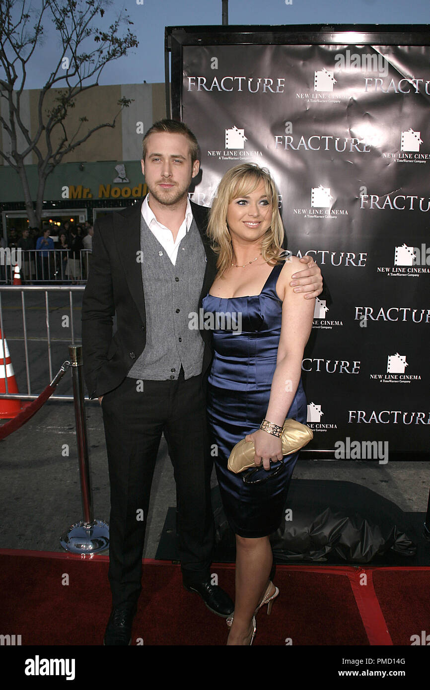 Ryan gosling and mandi gosling Banque de photographies et d’images à ...