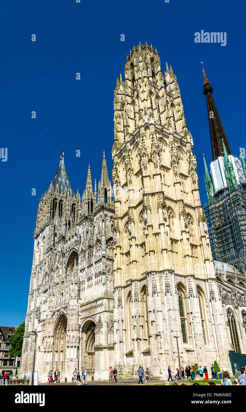 Cathédrale de rouen france Banque de photographies et d’images à haute ...